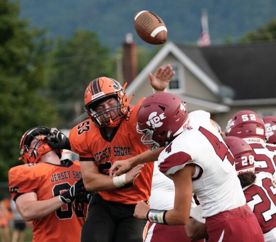 Jersey Shore cruises easily past Pottsville in Week 1 opener 55-12 ...